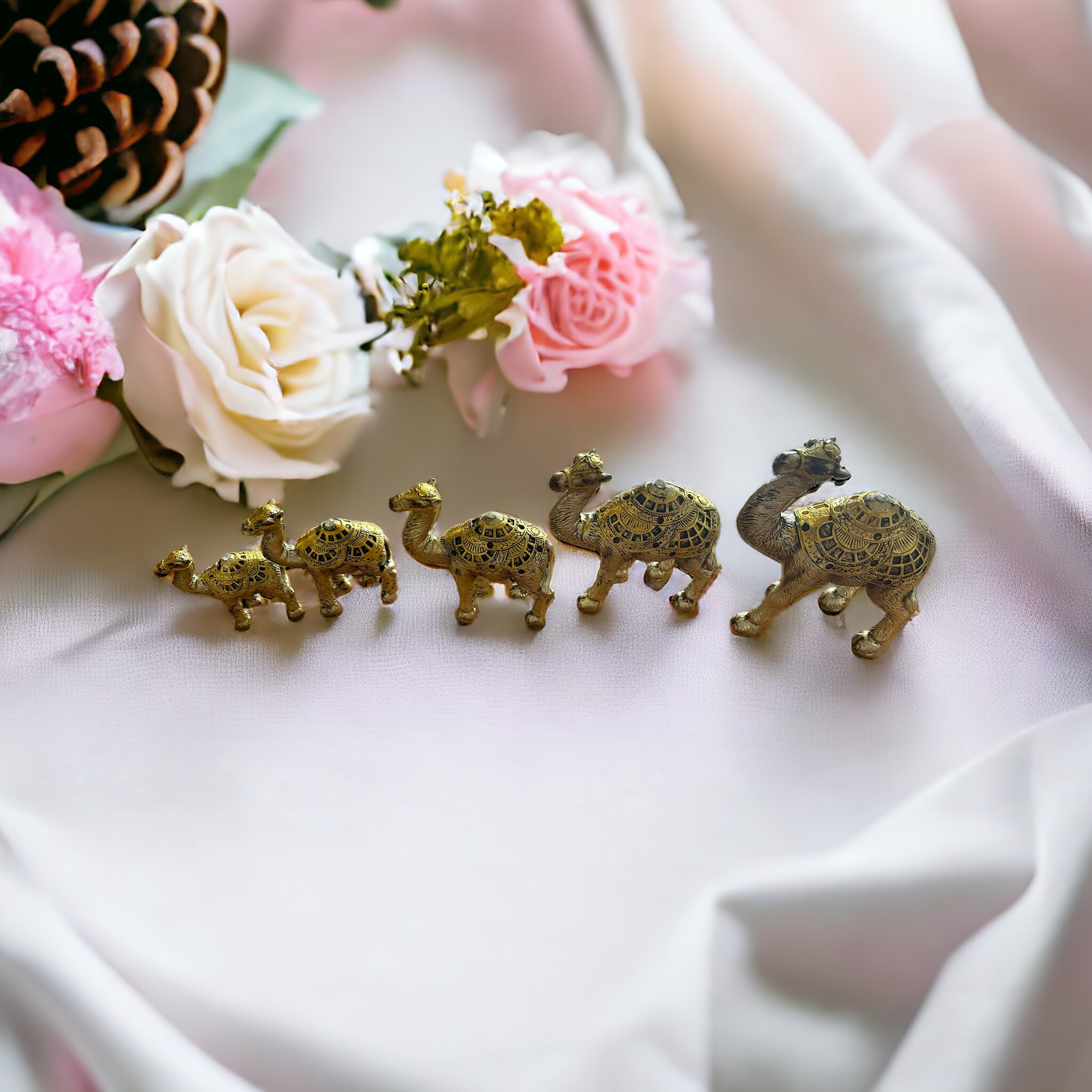 Set Of 5 Gold Camel Statue Ornament Figurine - Online Furniture Store ...